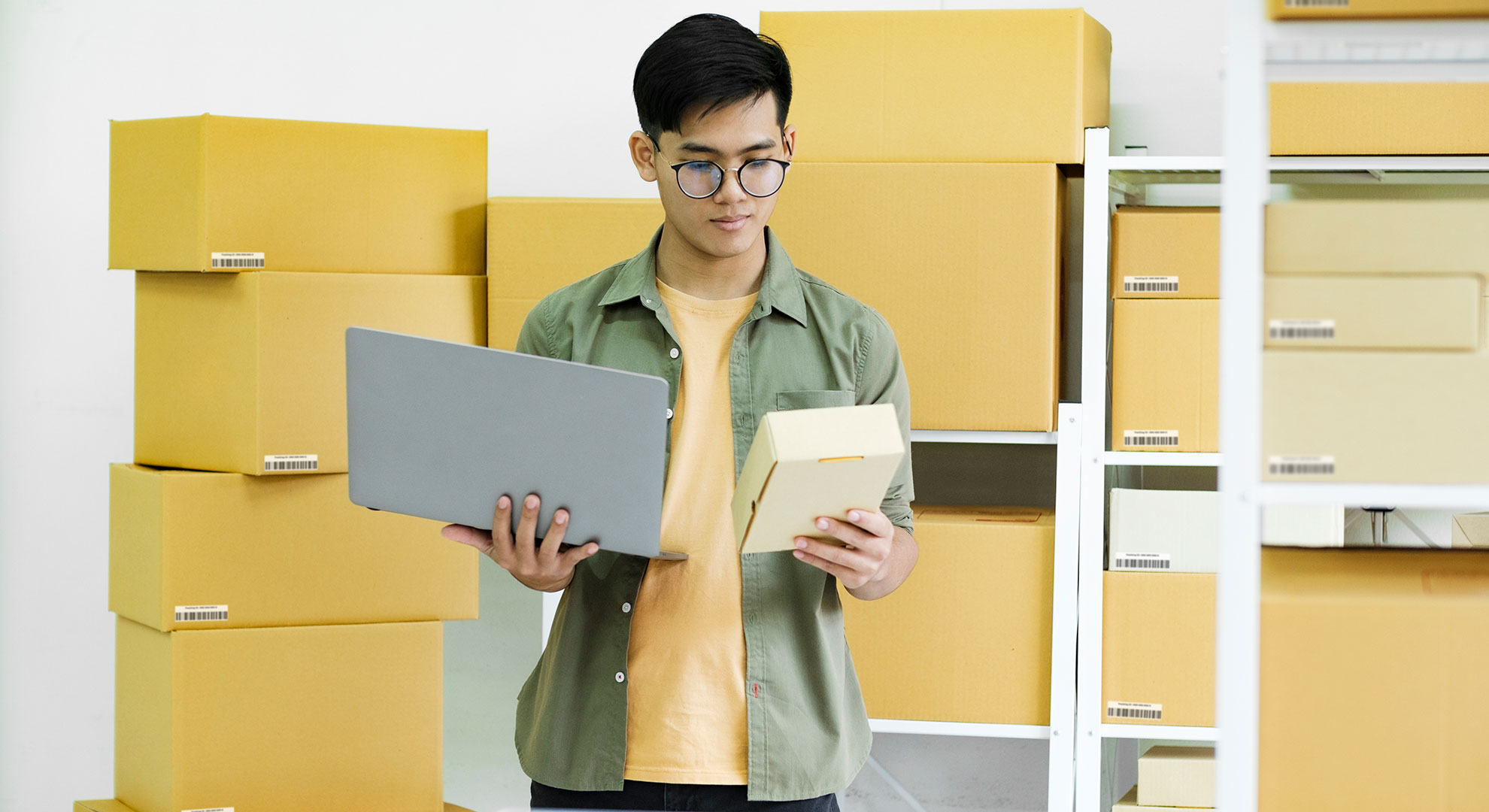 7 Tips Dalam Memilih Aplikasi Stok Barang - DealPOS Blog